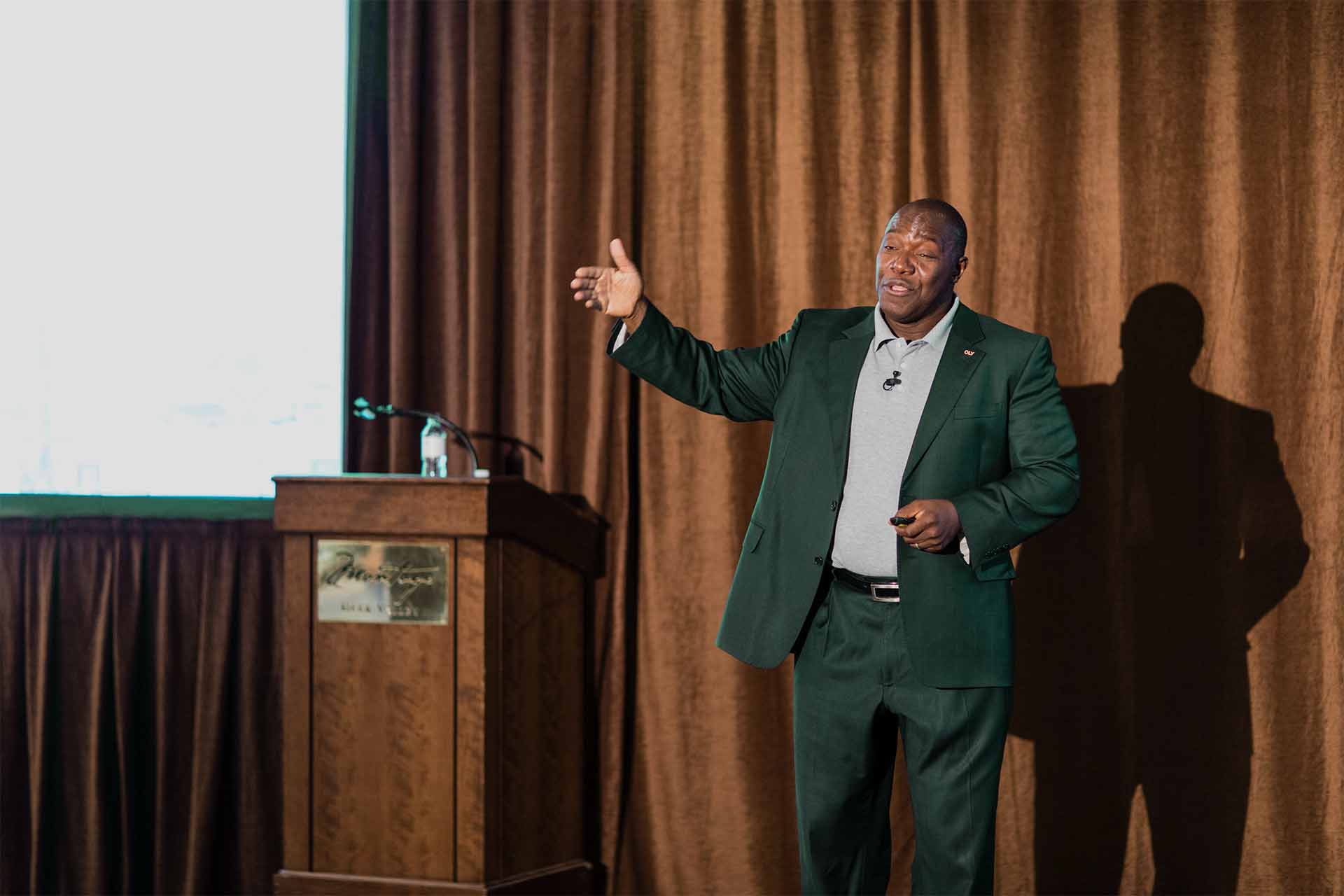 Home New | Devon Harris