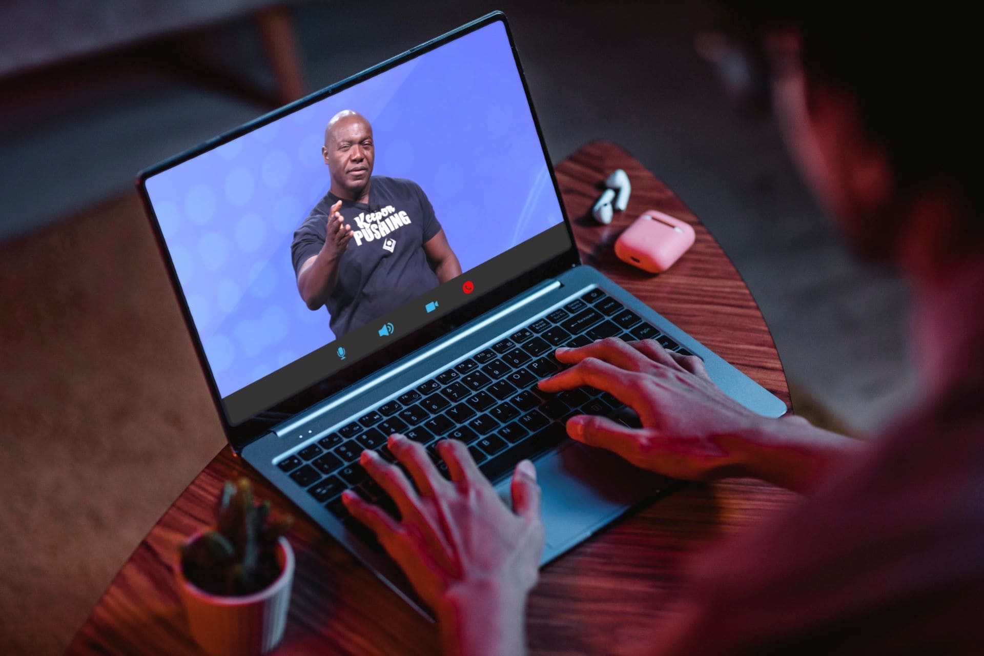 Home New | Devon Harris